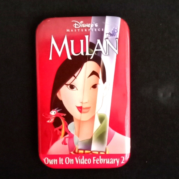 Disney | Jewelry | Disney Store Cast Member Poster Pin | Poshmark